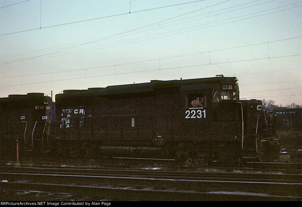 CR GP30’s 2231 and 2217 work the yard